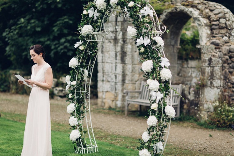 Boho Tipi Wedding at Jervaulx Abbey in Yorkshire – Anna & Jonathan ...